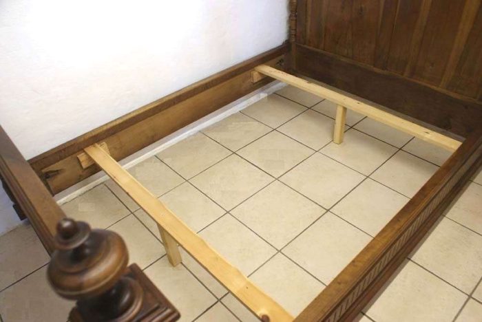 Single Slatted Bed Base 88cm x 188cm - The French Bed Company